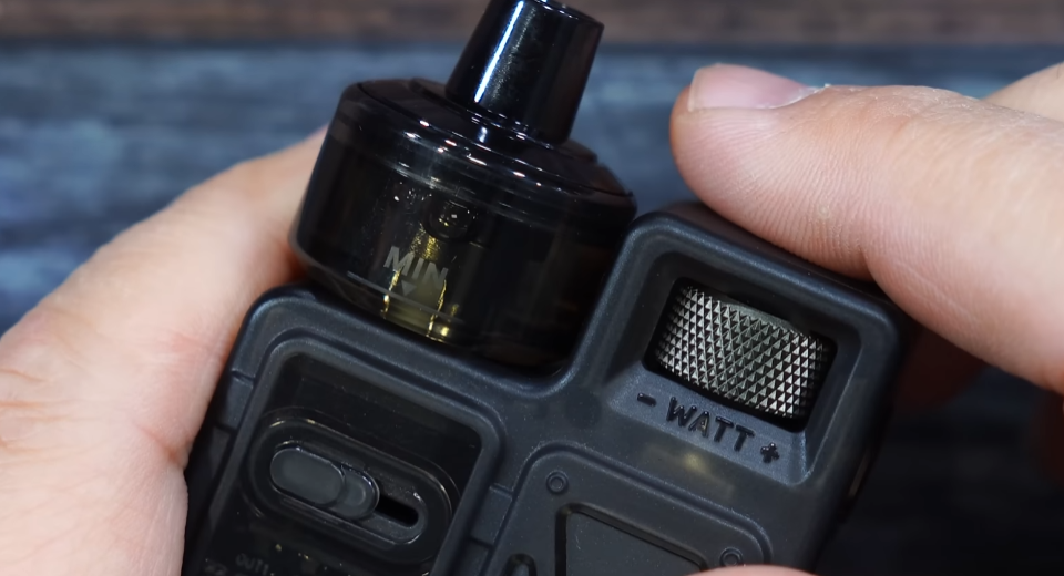 Uwell Crown M Pod Kit – Vappo